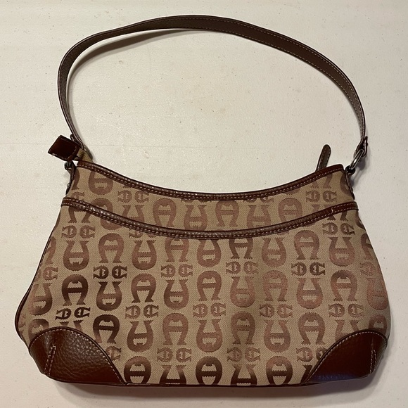 Etienne Aigner | Bags | Vintage Etienne Aigner Signature Logo Purse Shoulder Bag Canvas Tan ...